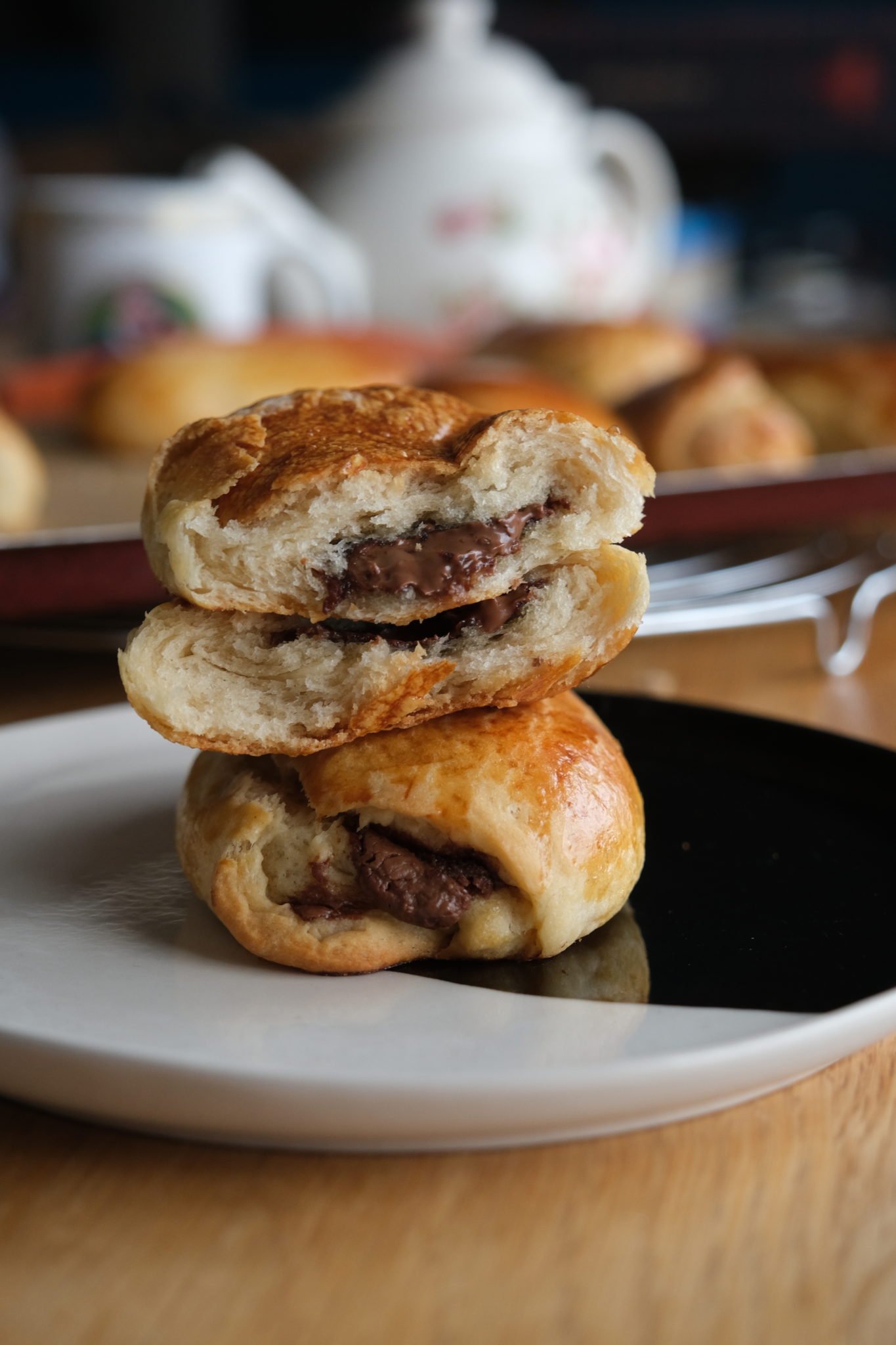 Pitch au chocolat , aka brioche fourrée au chocolat - Cinnamon and Cake